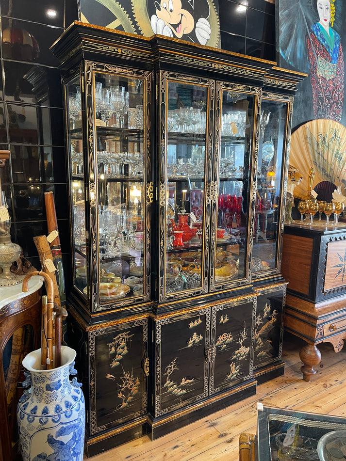 Substantial Chinese Display Cabinet – La La Vintage