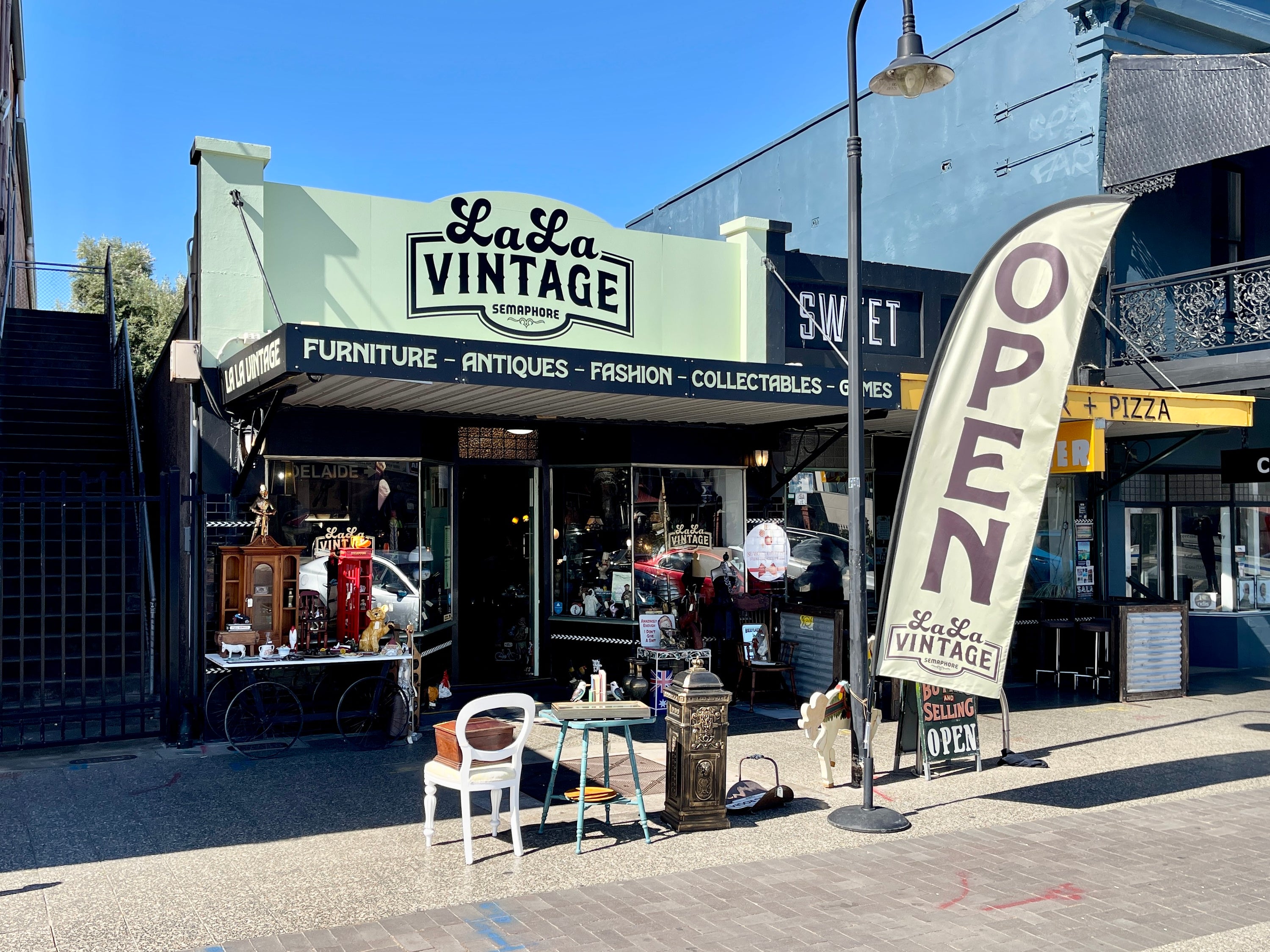 La La Vintage || Antique Shop, Furniture, Collectables, & More!